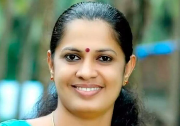 PP Divya Wikipedia: biography, early life, Age, Career, Family, husband ...